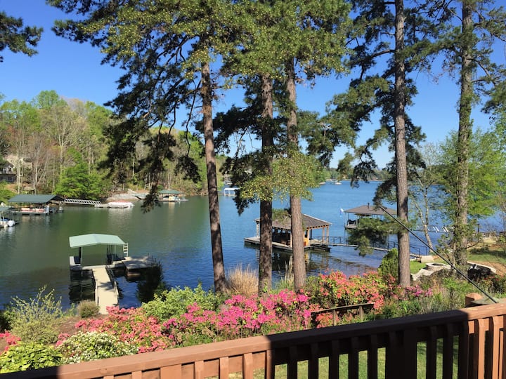 Lake Keowee Paradise - Seneca, SC