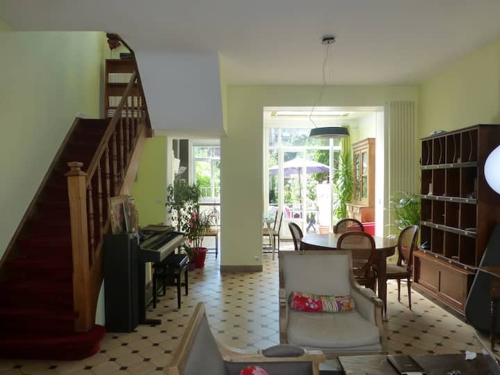 Lille  Vauban Grande Maison Avec  Jardin - Lille
