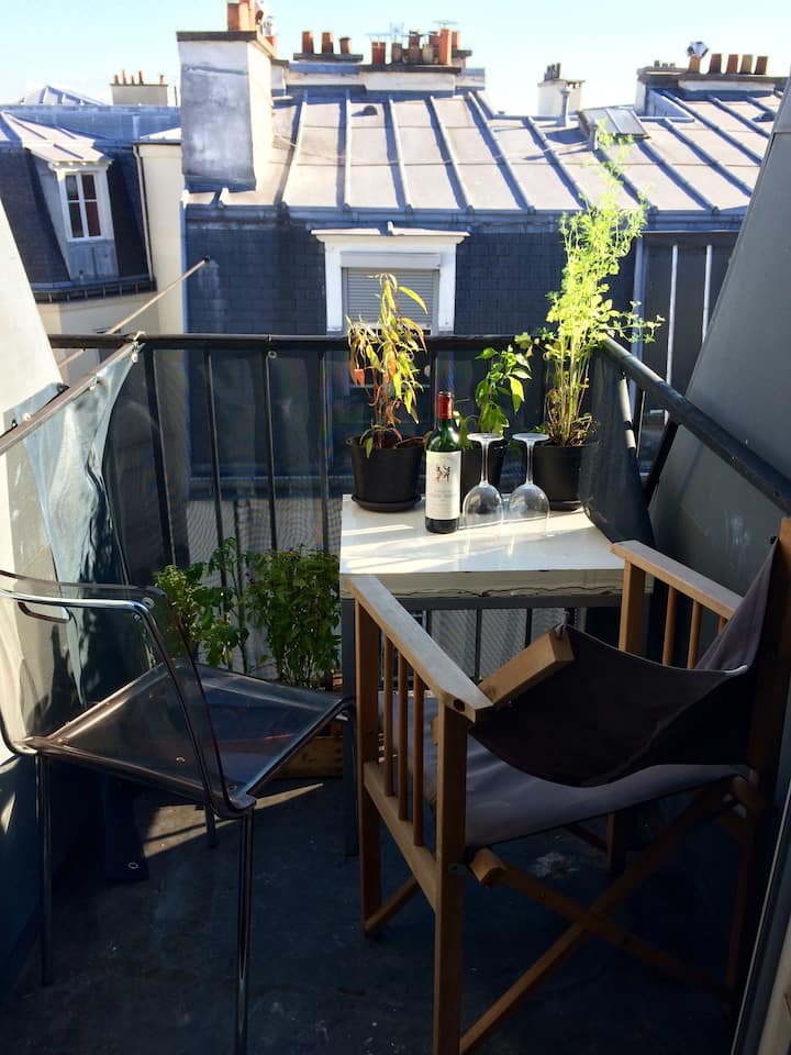 Appt 2p Ac Balcons à Montmartre Ds La Rue D’amelie - Paris