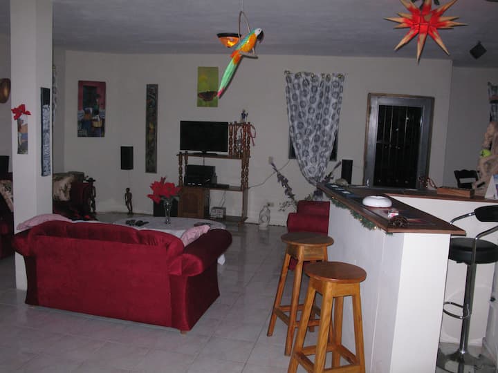 Auberge Freedoreno Safe Home 1 - Port-au-Prince