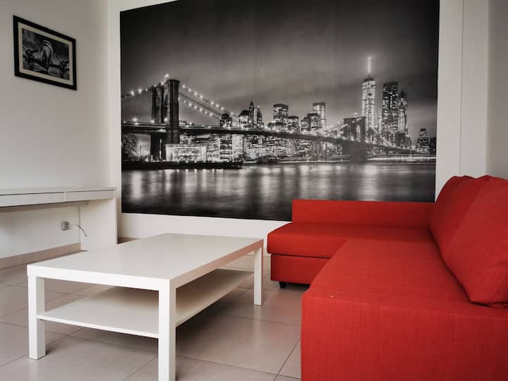 201 、Antwerp Central Station's Charming Apartment - Antwerp, Belgium
