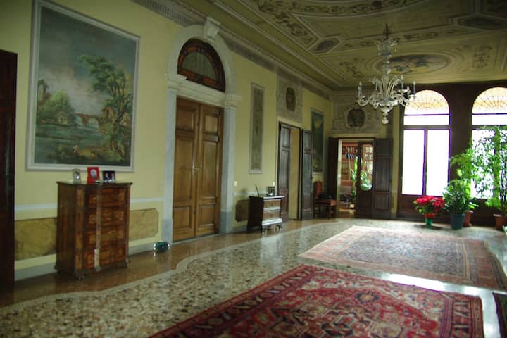 Ensuite Room With Terrace. - Venice