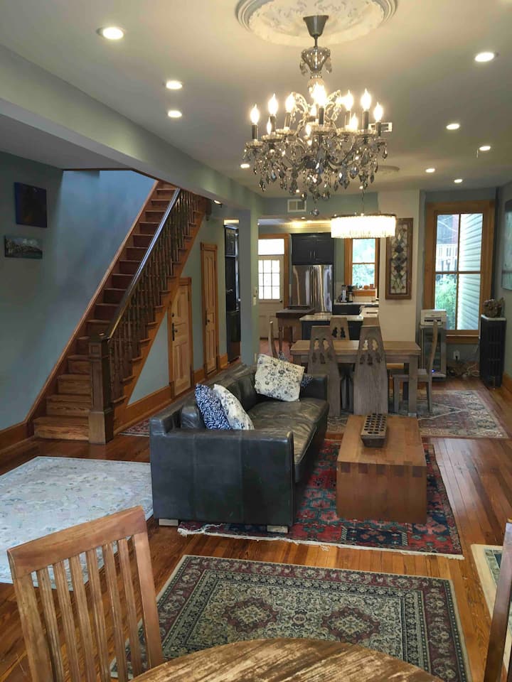 Gorgeous Historic  Capital Hill Rowhome - Washington, D.C.