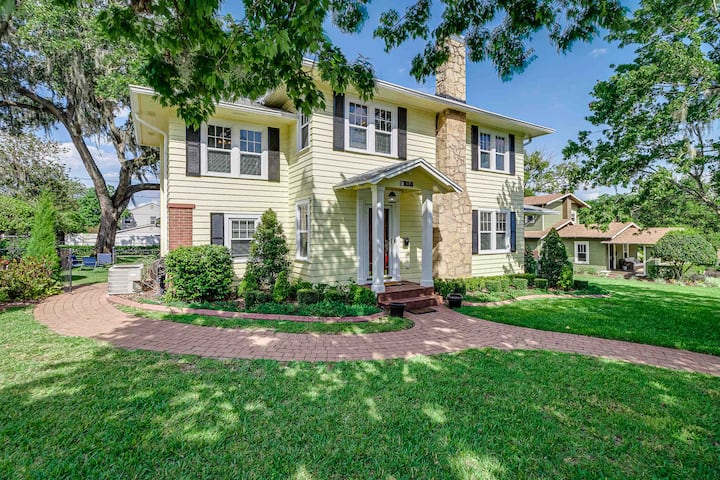The Success Home ~ 5 Min Walk To Fsc | Sleeps 19 - Lakeland