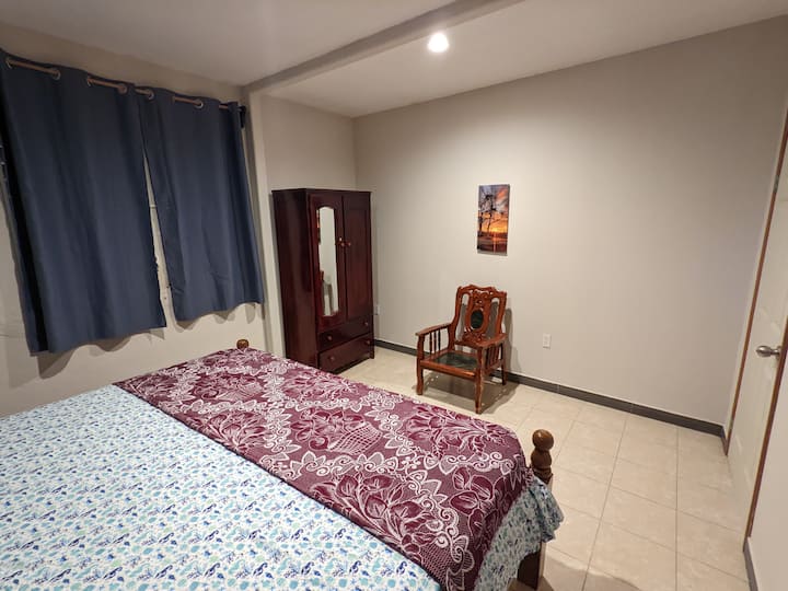 Griga Off Main - Belize