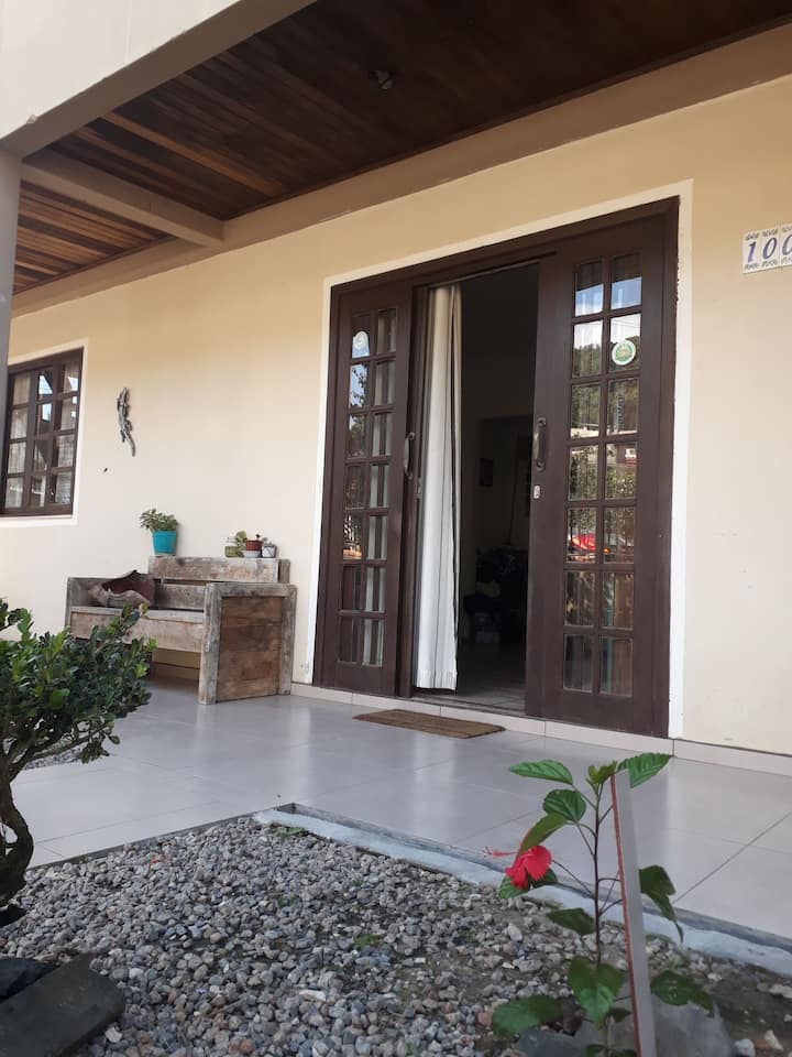 Residencial 3 Irmãs, Bem Localizado. - Bombinhas