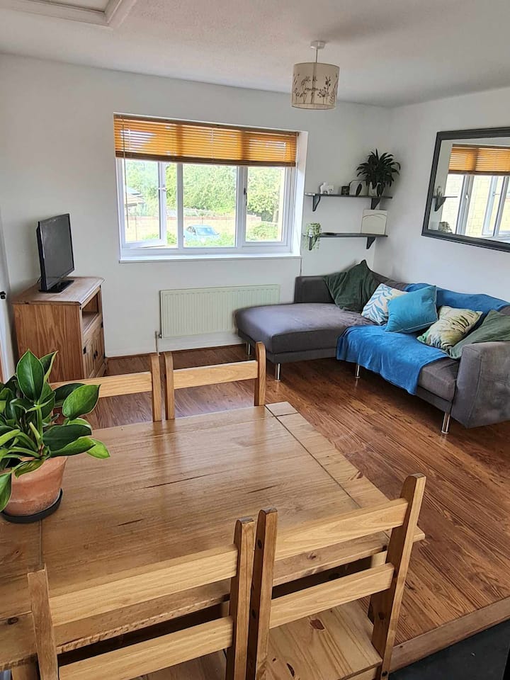 Family Friendly Seaside Coach House - Weston-super-Mare
