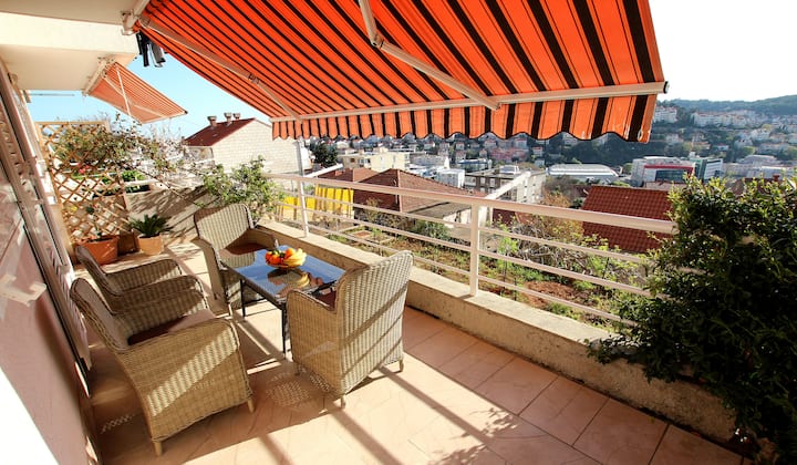 Apartment With A Beautiful Terrace And View - Dubrovnik