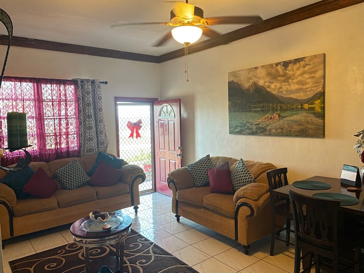 Cozy Private Getaway With Beachfront Access - Nasáu