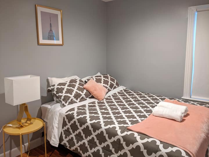 #3 Maverick Mbta Clean, Comfy Private Room - Boston, MA