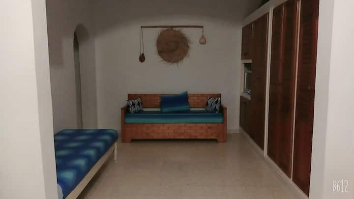 Logement Avec Vue Sur La Mer Et Grande Terrasse - Kerkennah