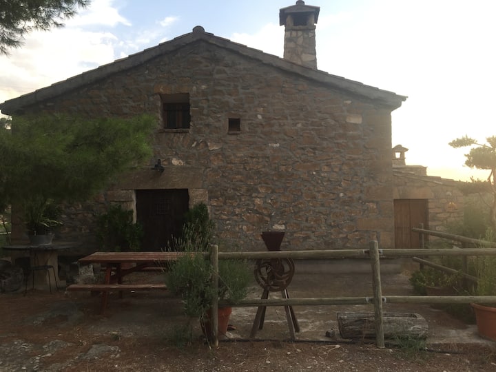 Casa De Campo En Medio De Finca De Frutales - Caspe