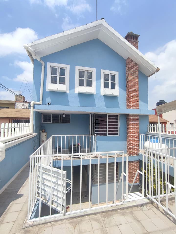 Big Blue House - Puebla