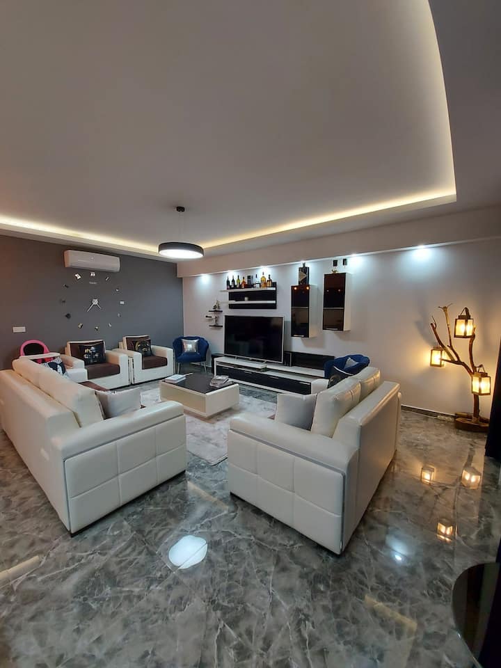 Yazlık Kiralık Bahçeli Lüks Daire - Turgutreis