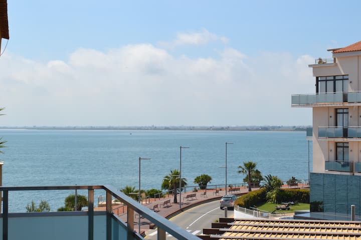 Dúplex Davant Del Mar Amb Piscina, Ac I Garatge - Riumar