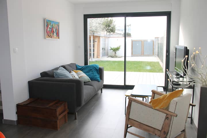 Maison Centre Ville Avec Jardin - 3 Chambres - La Rochelle