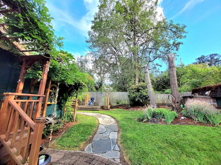 Abode Of Joy, 3 Bedroom Bungalow Near U Of O - Eugene, OR