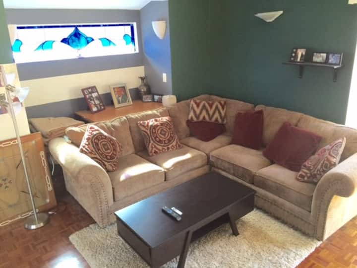 2bd/2ba In 5bd/3ba. Near Sf - Hayward, CA