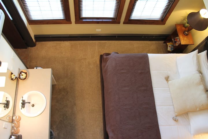 Iowa House Loft Suite 303 - Ames, IA