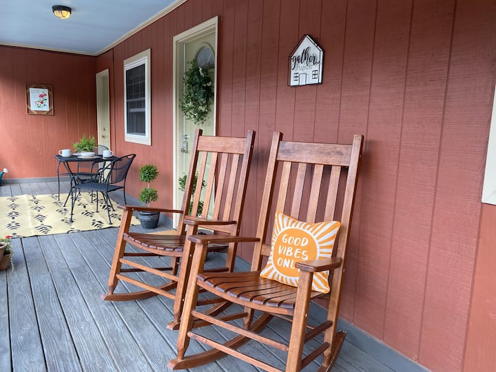 Island Street Loft - In The Heart Of Bryson City - Bryson City, NC