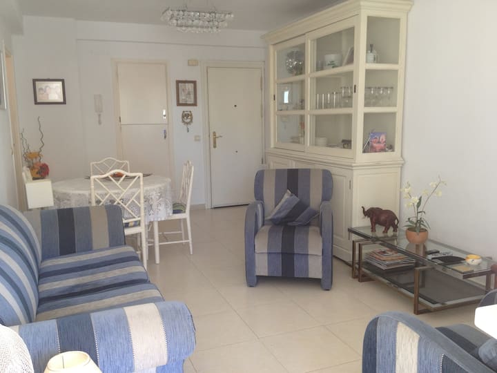 Fabulous Beachfront Apartment In Fuengirola. - Fuengirola