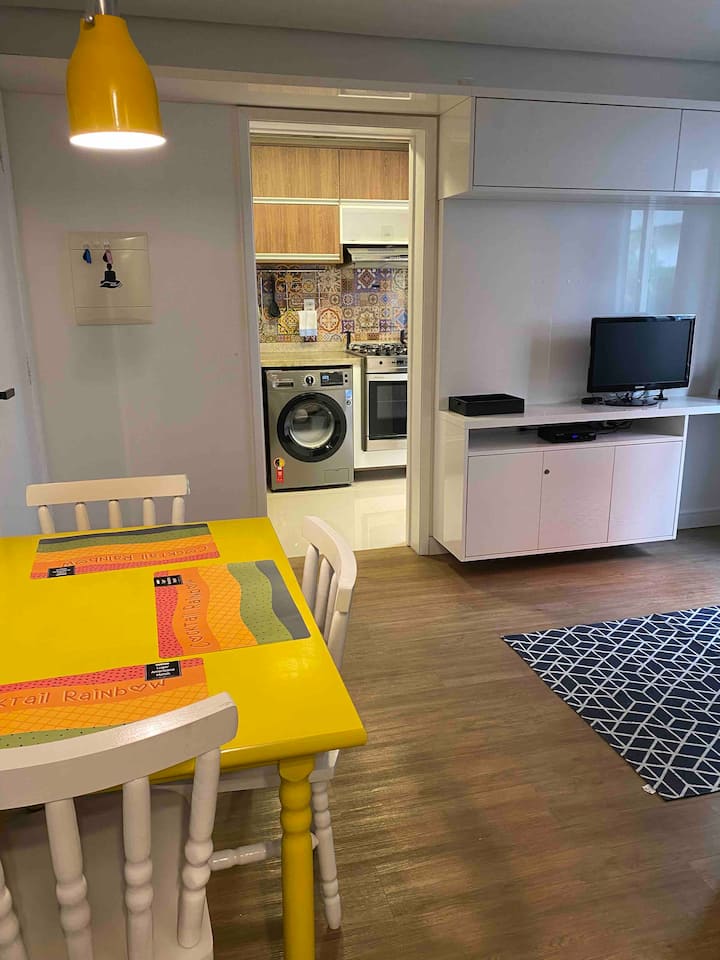 Apto 2 Quartos |350m Shopmoinh/frente Club Leopold - Porto Alegre