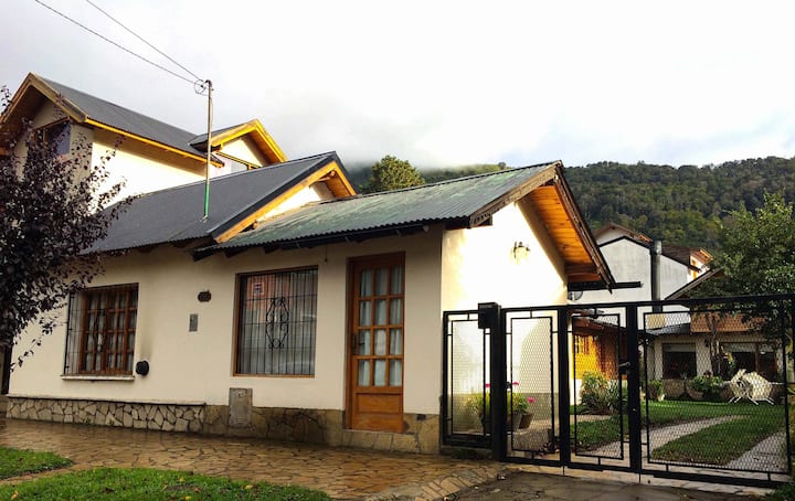 Encantadora Casa Centrica 5 Personas - San Martin de los Andes