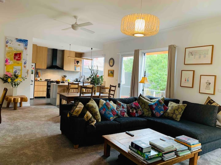 ‘Chez Moi’ Home Away From Home - Australia