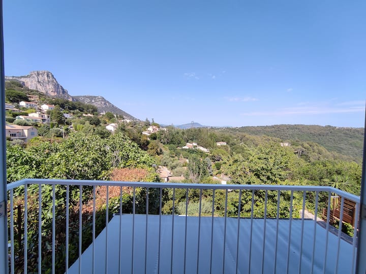 Maison Au Calme Vue Montagne - Saint-Laurent-du-Var