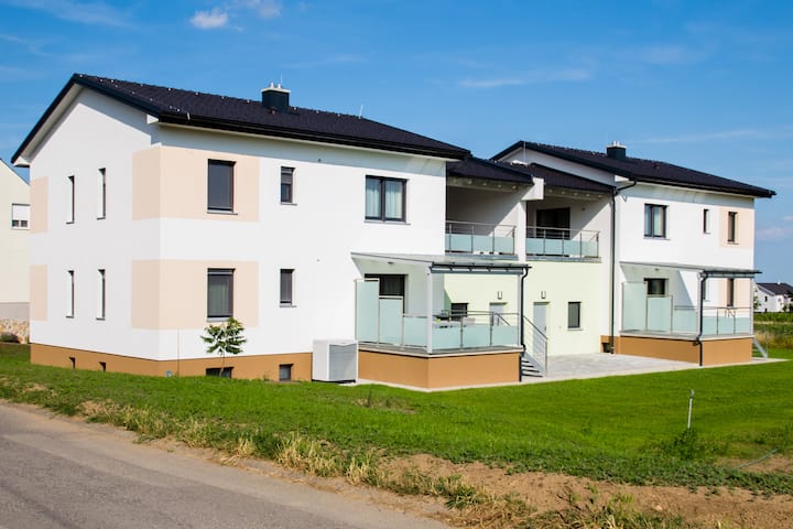 Appartementhaus "Marina" - Eisenstadt