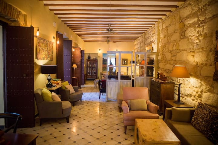 Casa Nº 6. Hotel Boutique Alquiler íNtegro - Cádiz