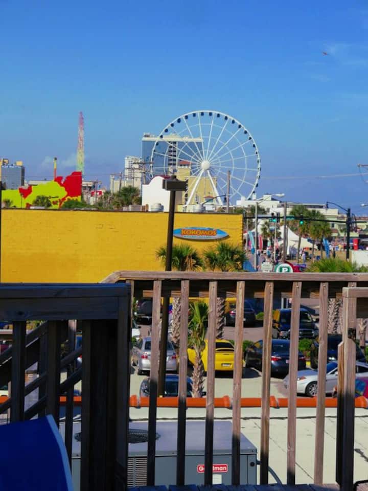 Private Upscale Huge Deck View Boardwalk - Myrtle Beach