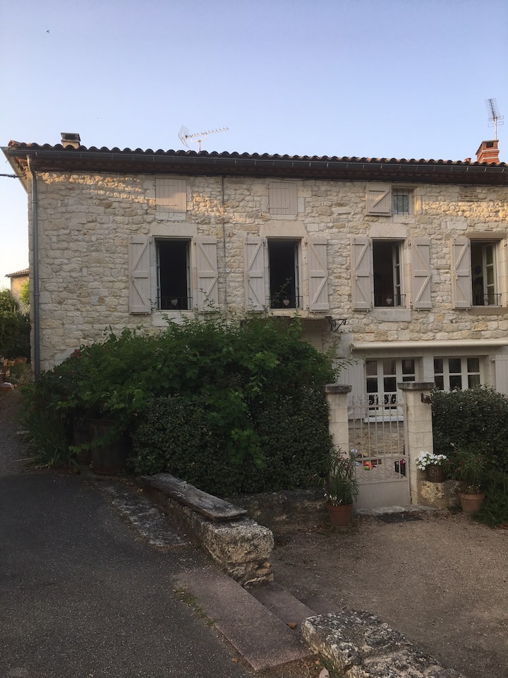Maison De Village
Entre Albi Gaillac Et Cordes - Jardin des Paradis de Cordes-sur-Ciel