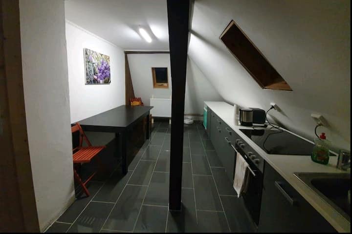 Dachgeschoss Wohnung 2 Schlafzimmer Nähe Bahnhof - Nortorf