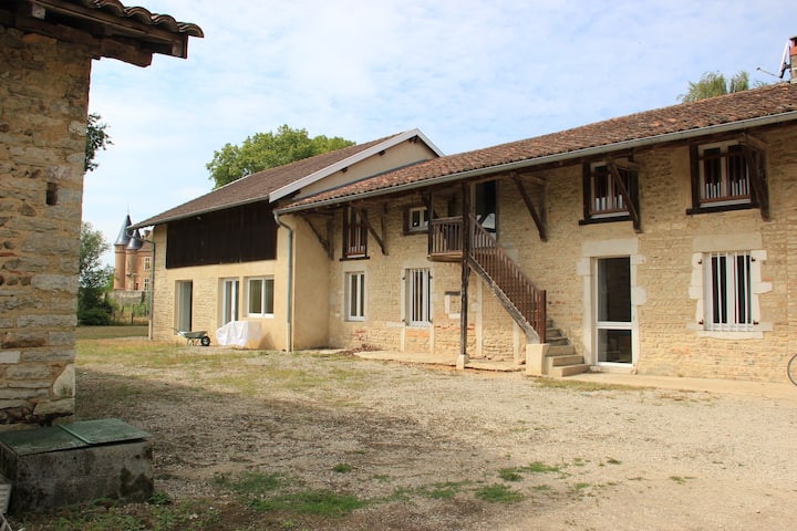 La Ferme Du Château - Bourg-en-Bresse