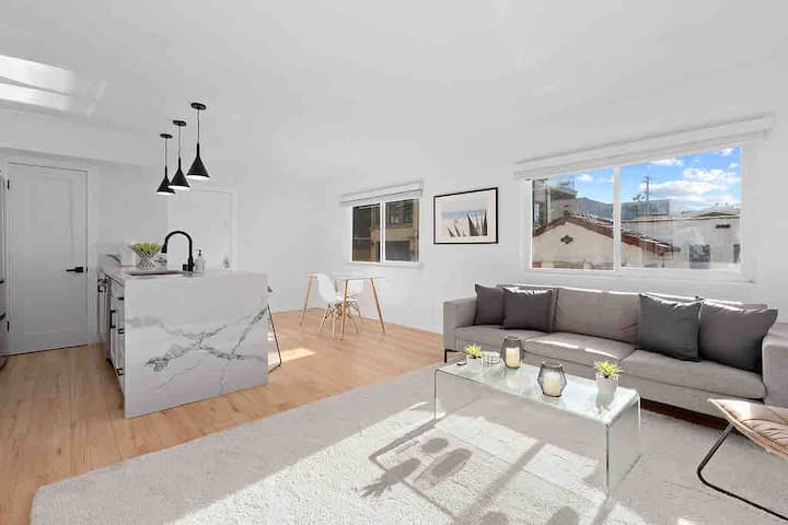 Brand New Ocean-view Beach Home Steps To The Sand! - El Segundo, CA