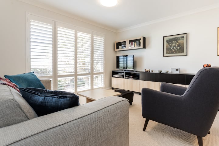 Albany Boutique Apartment  |  Central & Convenient - Albany