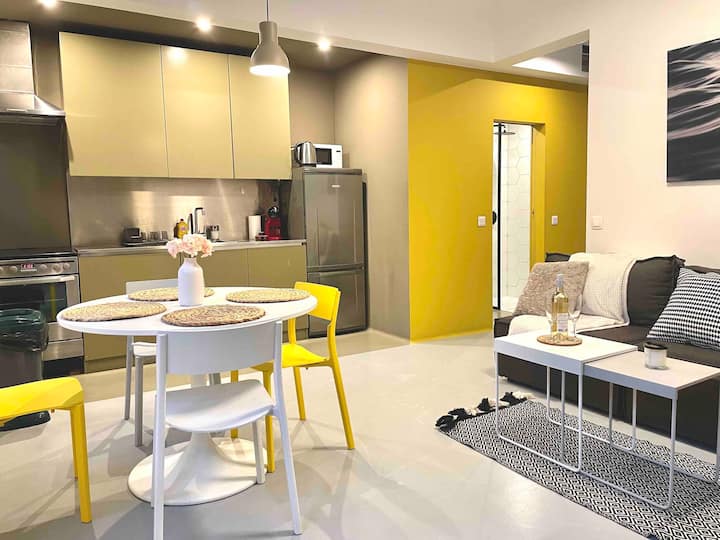 Lovely 2 Bedroom Apartment In The City Centre - Sofia