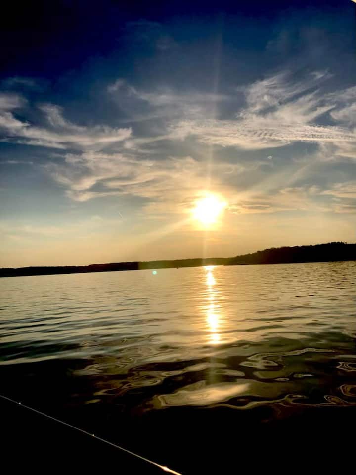 Little Whitefish Lake Vacation Rentals & Homes - Pierson Township, MI ...