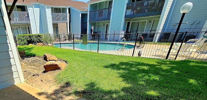 Relaxation Paradise - Conroe, TX