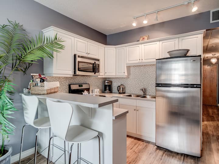 Rocky Mountain Retreat - Canmore