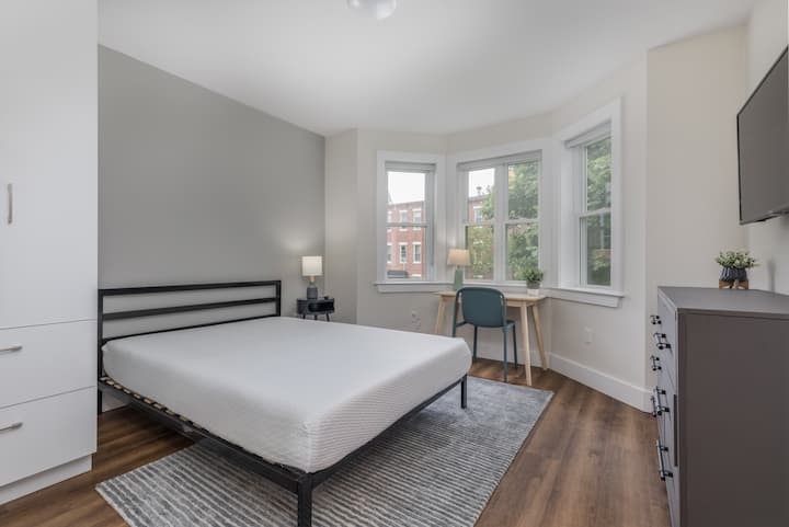 Pvt. Bedroom | Co-live By Thatch™  | 31 #2a - Boston, MA