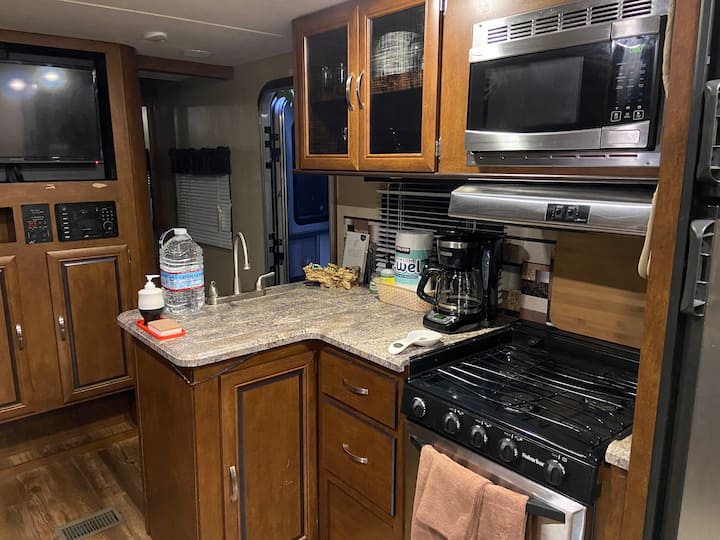 R And R Rv - Big Sur, CA