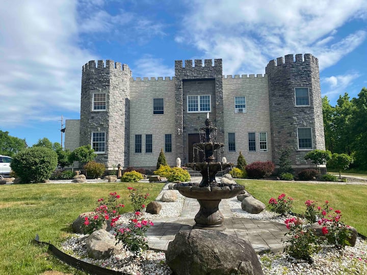End Of The Rainbow - Galway, NY