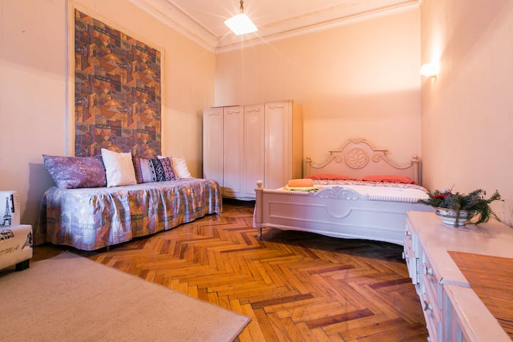 Small & Cozy - Old Gudiashvili Apartments - Tiblissi