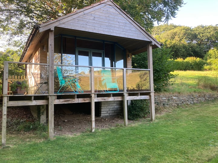 Boathouse, Lakeside, Dog Friendly Near Perranporth - St Agnes