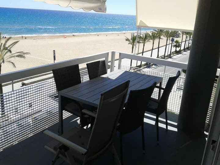 Apartamento Con Increíbles Vistas Al Mar. Calafell - Segur de Calafell