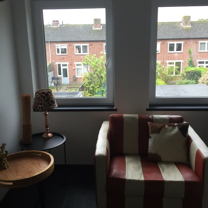 Apartment Central 1st Floor, Bedroom & Bathroom - Eindhoven