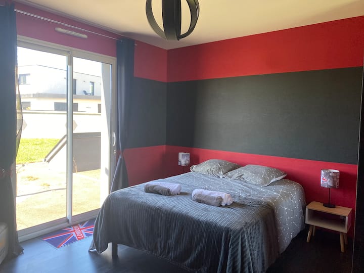 1 Belle Chambre Privée Avec Jacuzzi En Option - Romorantin-Lanthenay