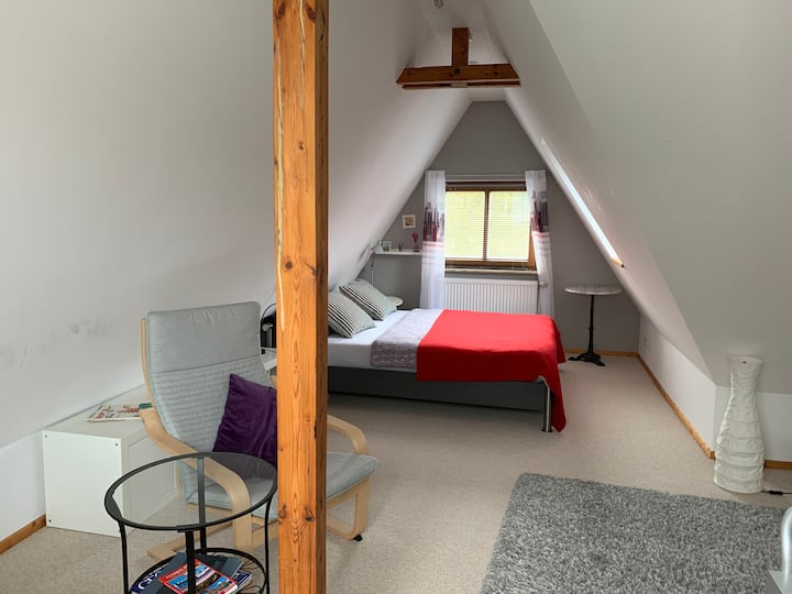 Cosy Dachgeschoss-zimmer - Hamburgo